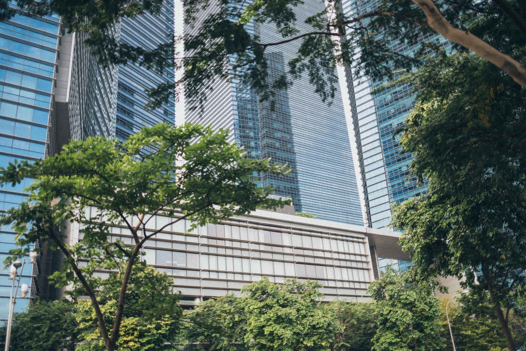 Using the Income Approach to Value Commercial Real Estate | FNRP